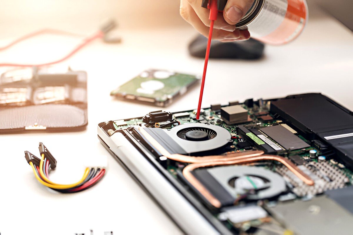 How to Clean a Laptop Fan: A Step-by-Step Guide (2024) - TechSouls